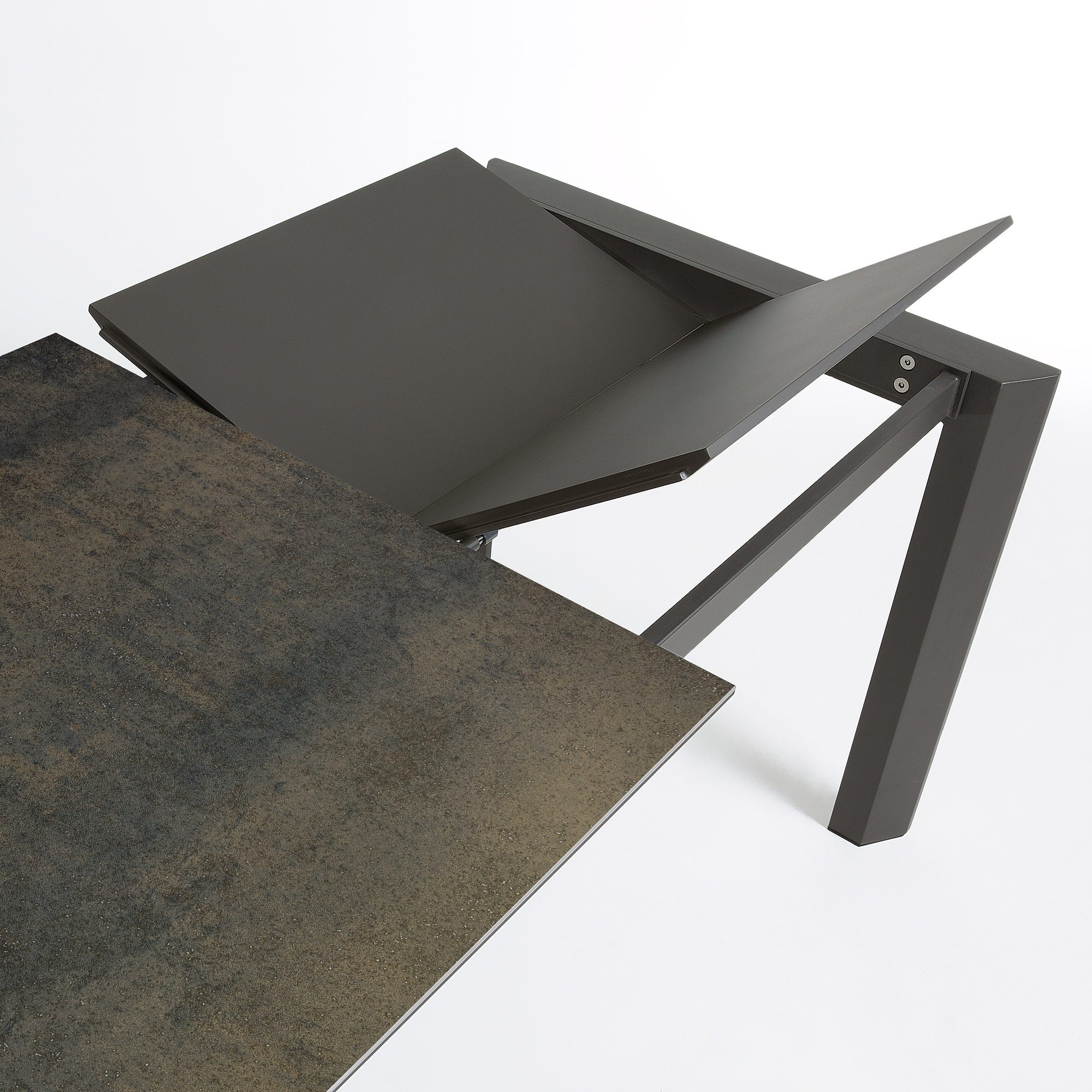 CERAMIC IRON MOSS TABLE 70X140/200 — Casarredo.it